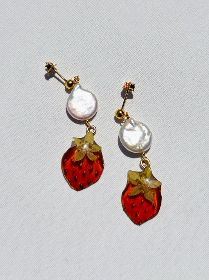 Earrings – Dauphinette